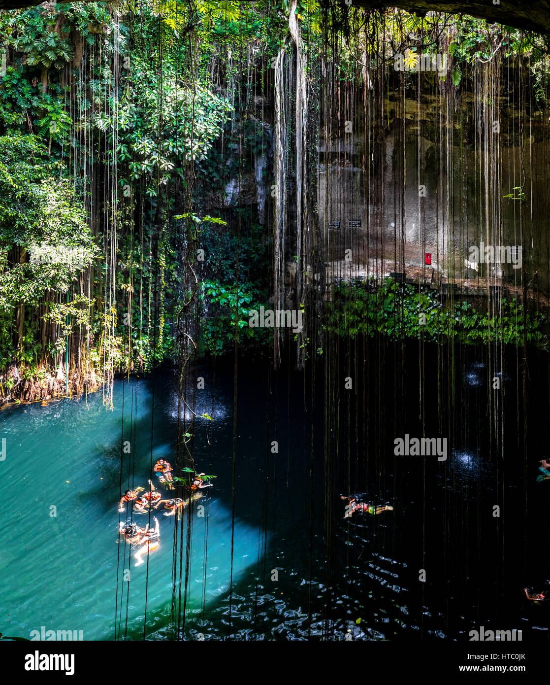 Cenote hi-res stock photography and images - Alamy