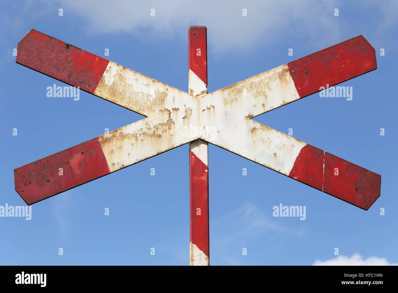 Railroad crossing sign white and red hi-res stock photography and ...
