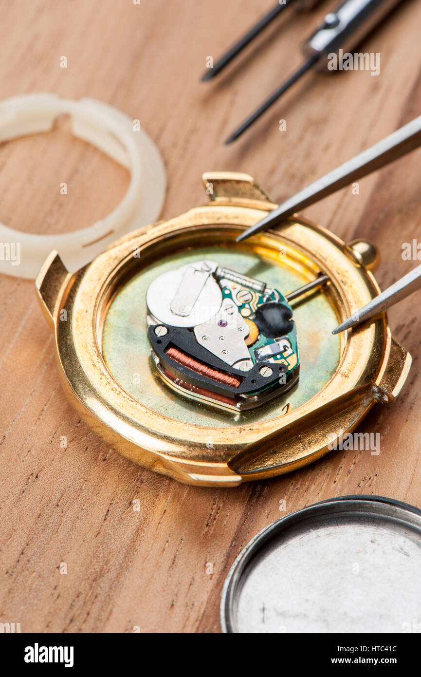 closeup the parts of watch, reparing the watch Stock Photo - Alamy