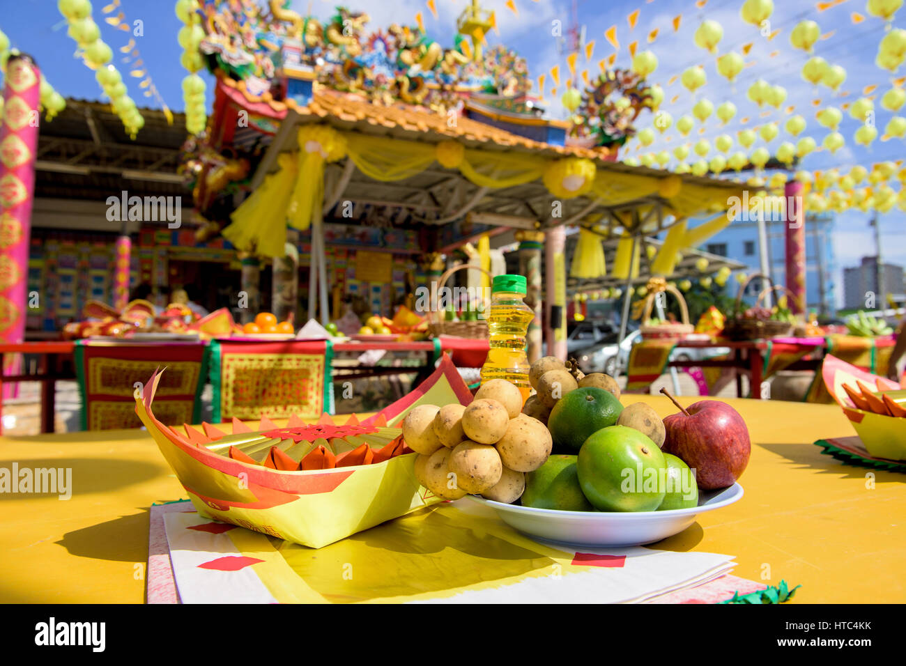 Food offering shrine hi-res stock photography and images - Alamy