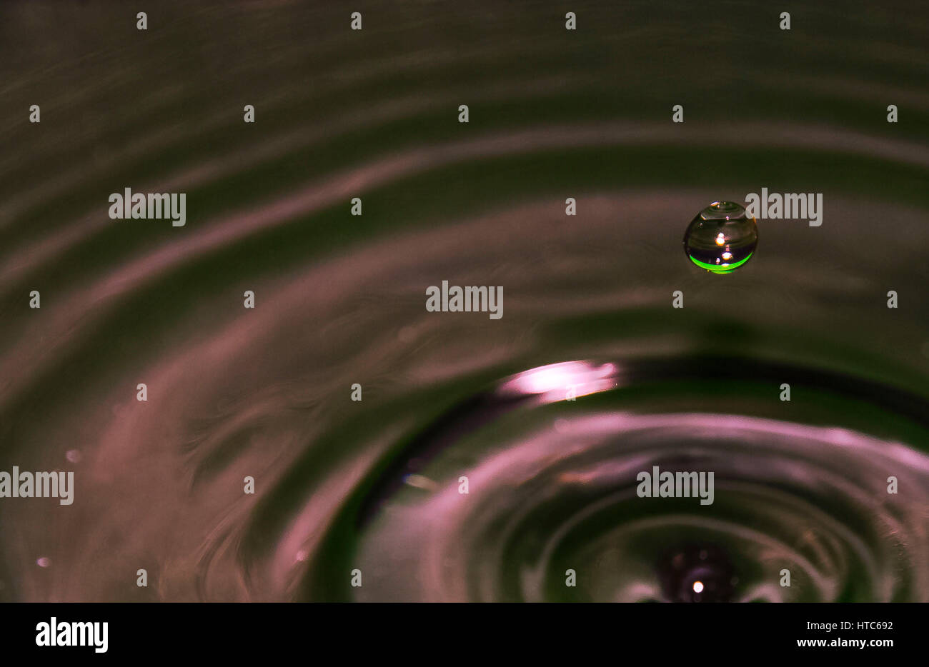 rebound of a water drop Stock Photo - Alamy