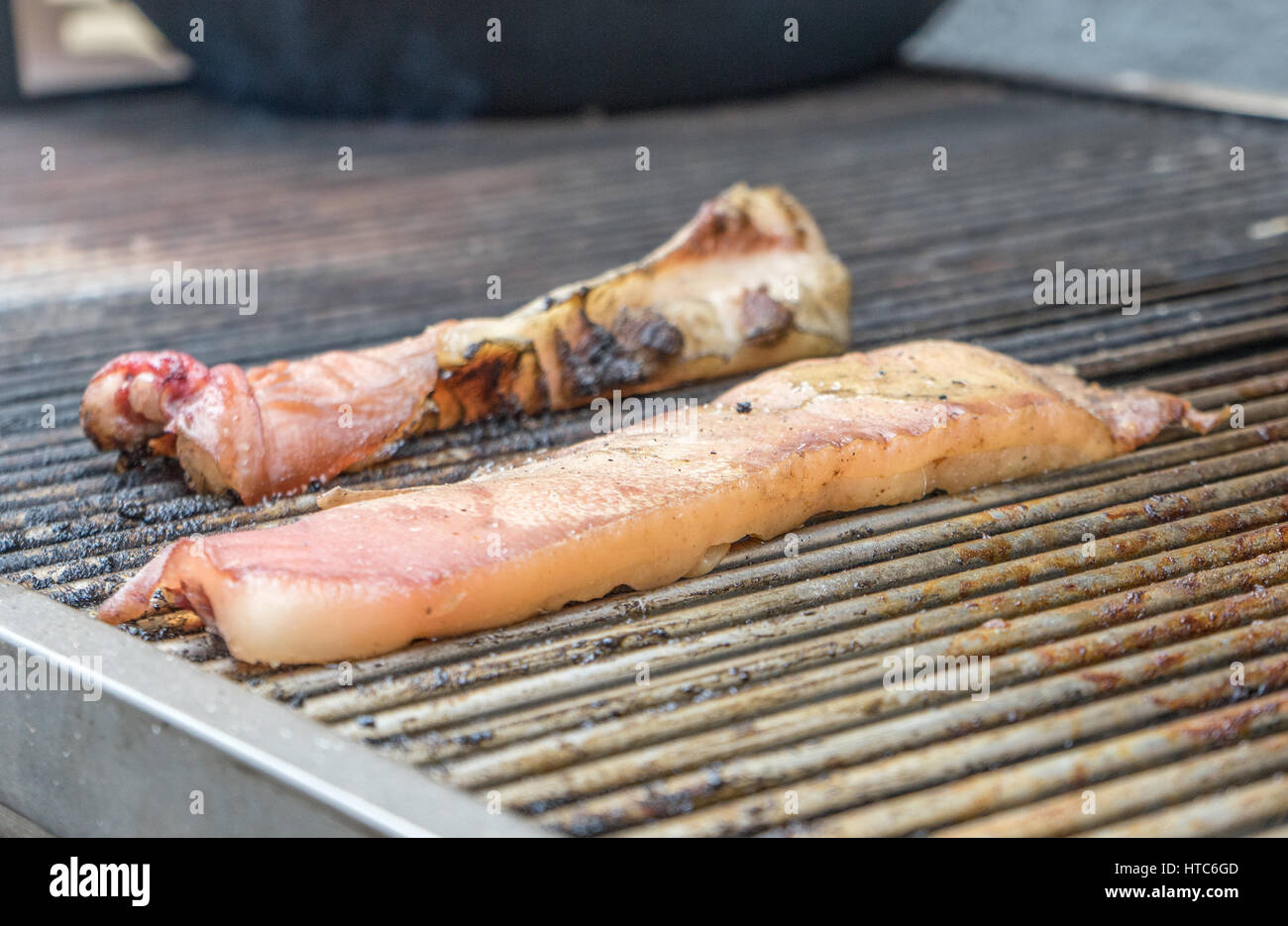 Fat on grill hi-res stock photography and images - Alamy