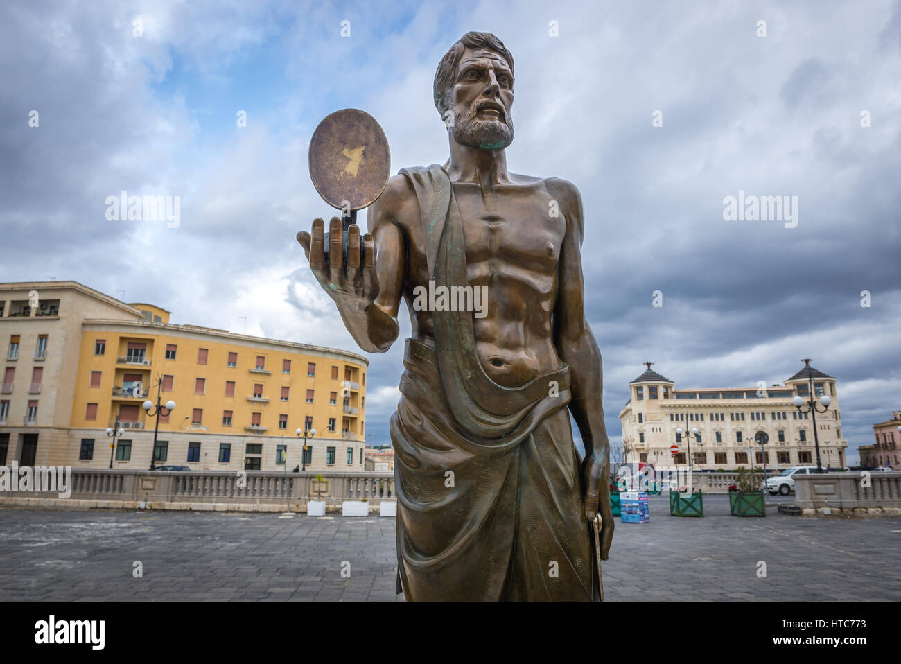 Statue of Archimedes of Syracuse in Syracuse city, southeast corner of ...