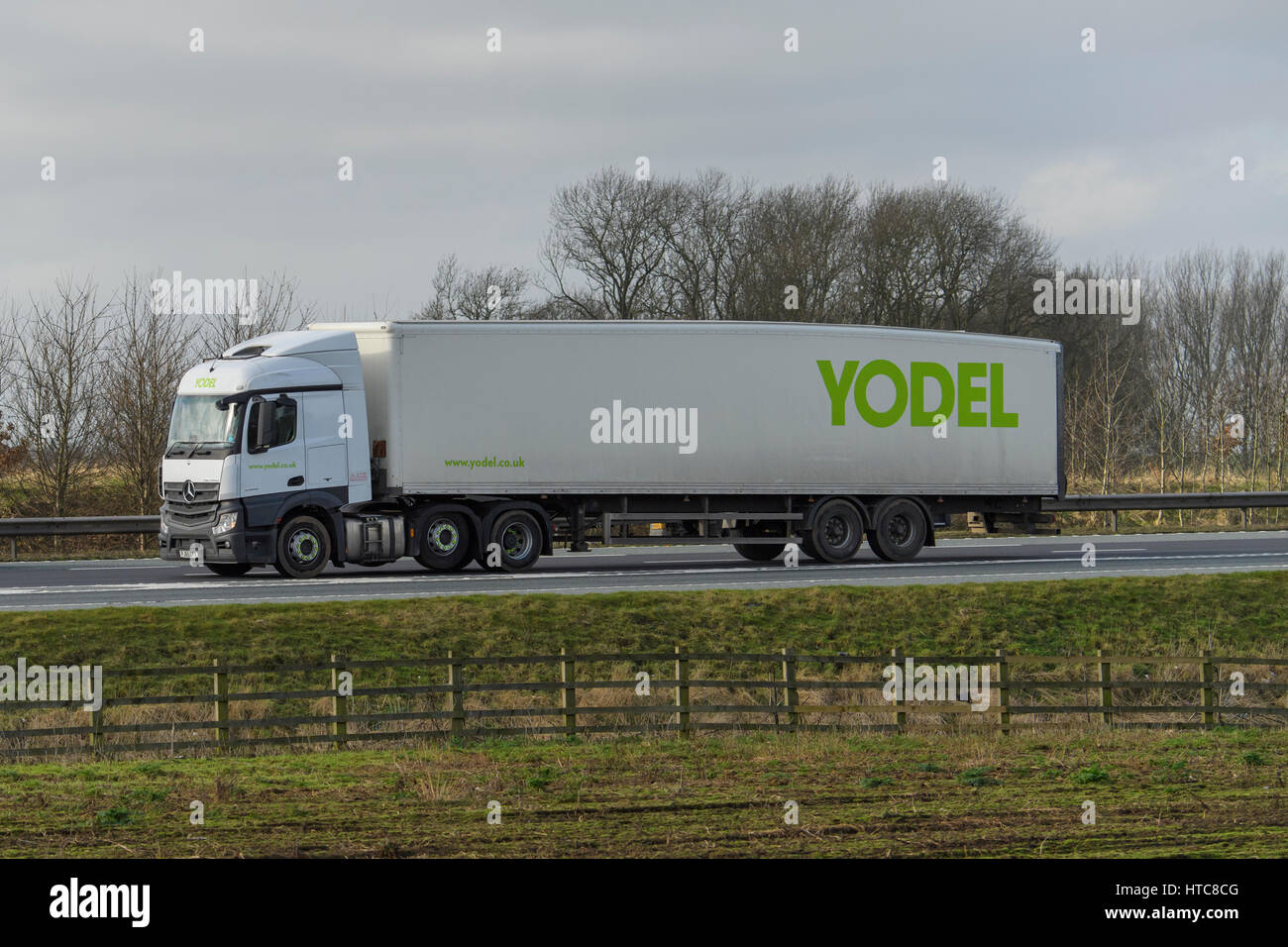 Distribution & transportation - an articulated lorry, heavy goods ...