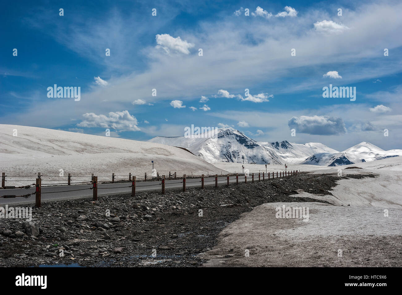 Georgia, the Georgian Military Road . Types Cross Pass neighborhoods ...