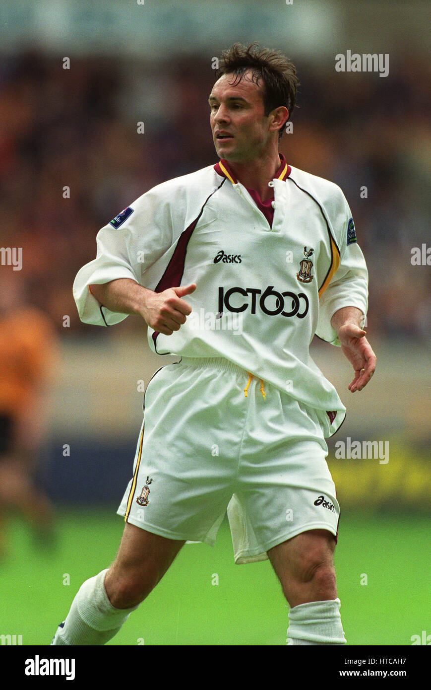 Peter beagrie bradford city fc hi-res stock photography and images - Alamy
