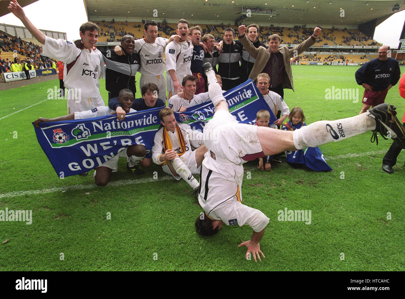 Wolves celebrate promotion hi-res stock photography and images - Alamy