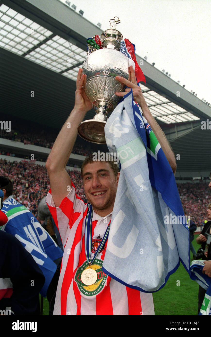 Div hi-res stock photography and images - Alamy