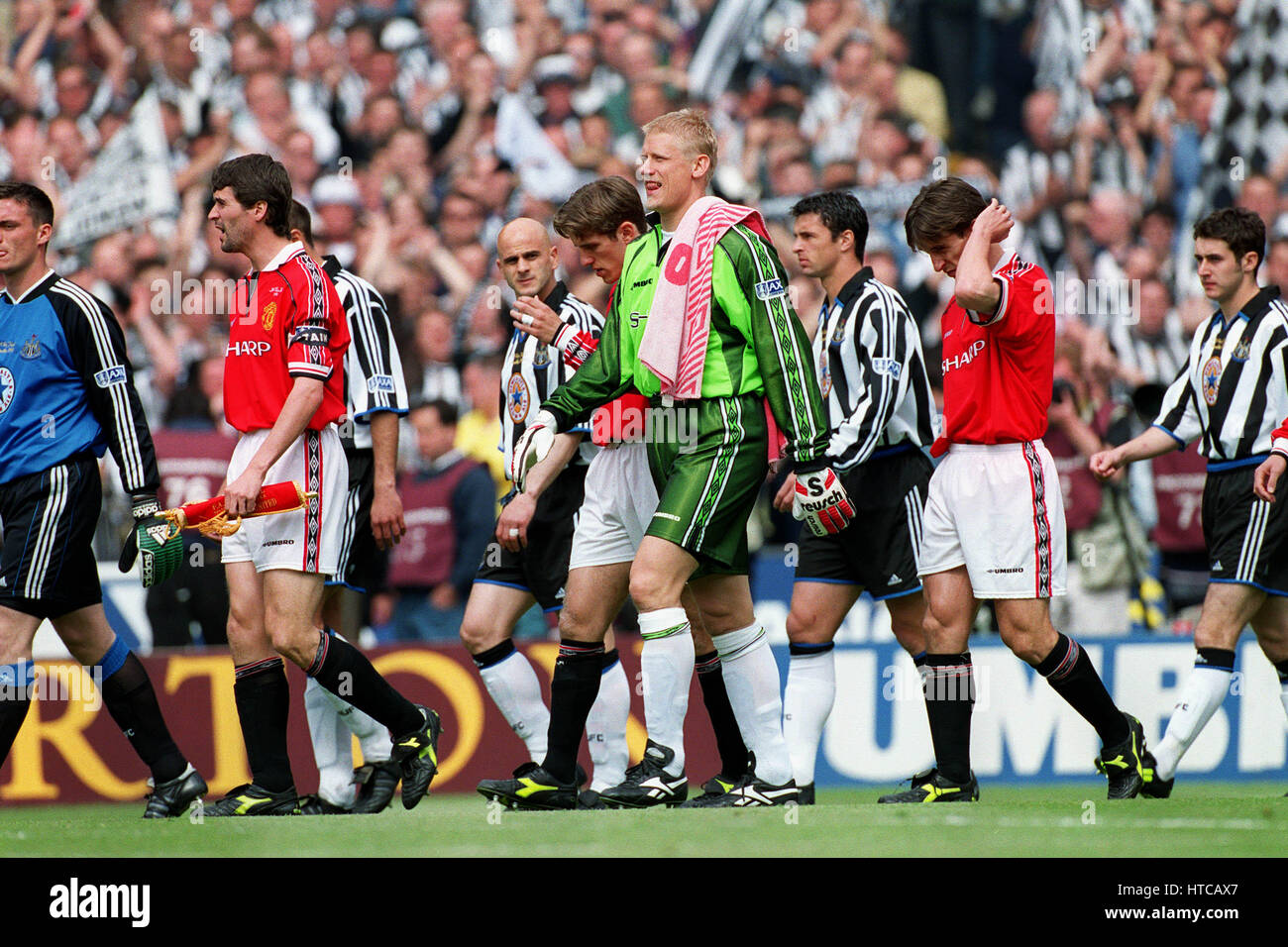 1999 fa cup final hi-res stock photography and images - Alamy