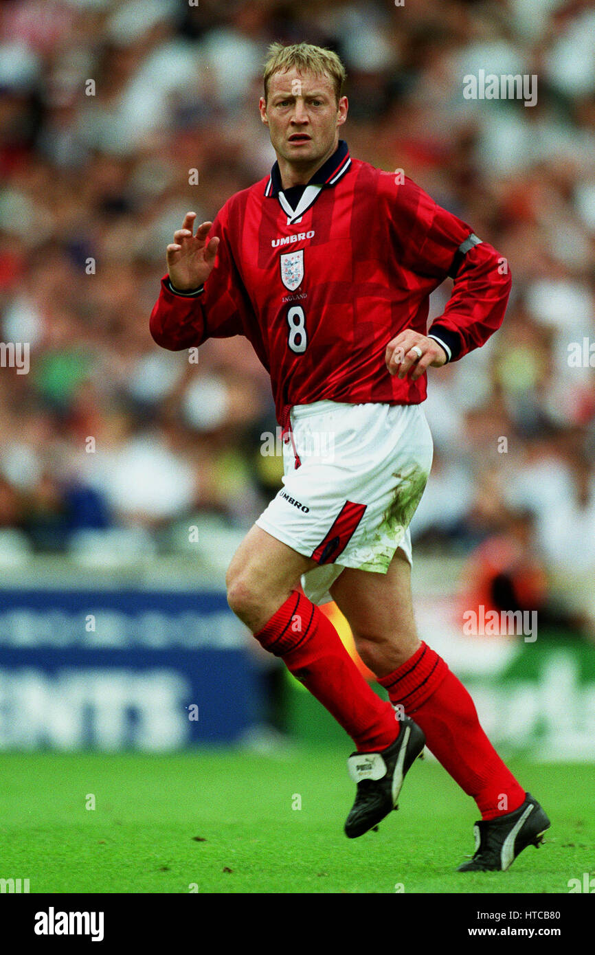 DAVID BATTY ENGLAND & LEEDS UNITED FC 05 June 1999 Stock Photo - Alamy
