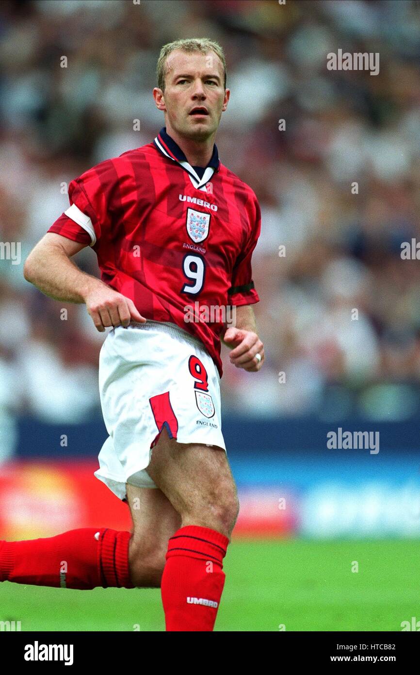 ALAN SHEARER ENGLAND & NEWCASTLE UNITED FC 05 June 1999 Stock Photo - Alamy