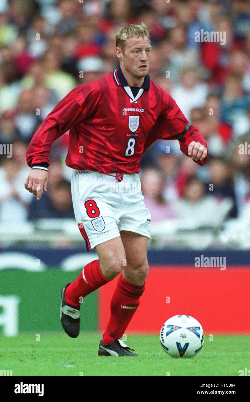 DAVID BATTY ENGLAND & LEEDS UNITED FC 05 June 1999 Stock Photo - Alamy