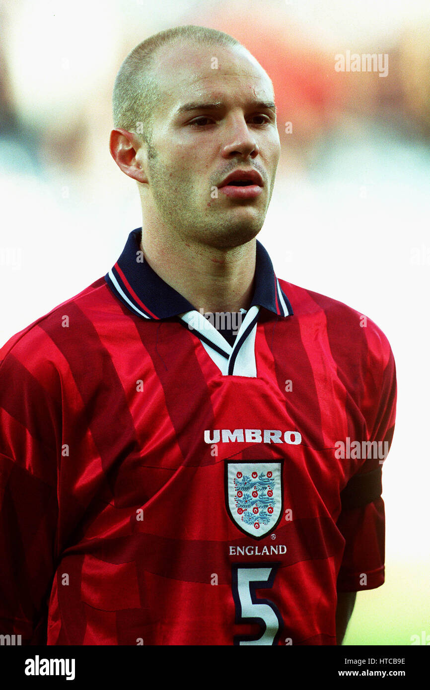 DANNY MILLS ENGLAND U21 & CHARLTON ATH. 04 June 1999 Stock Photo - Alamy