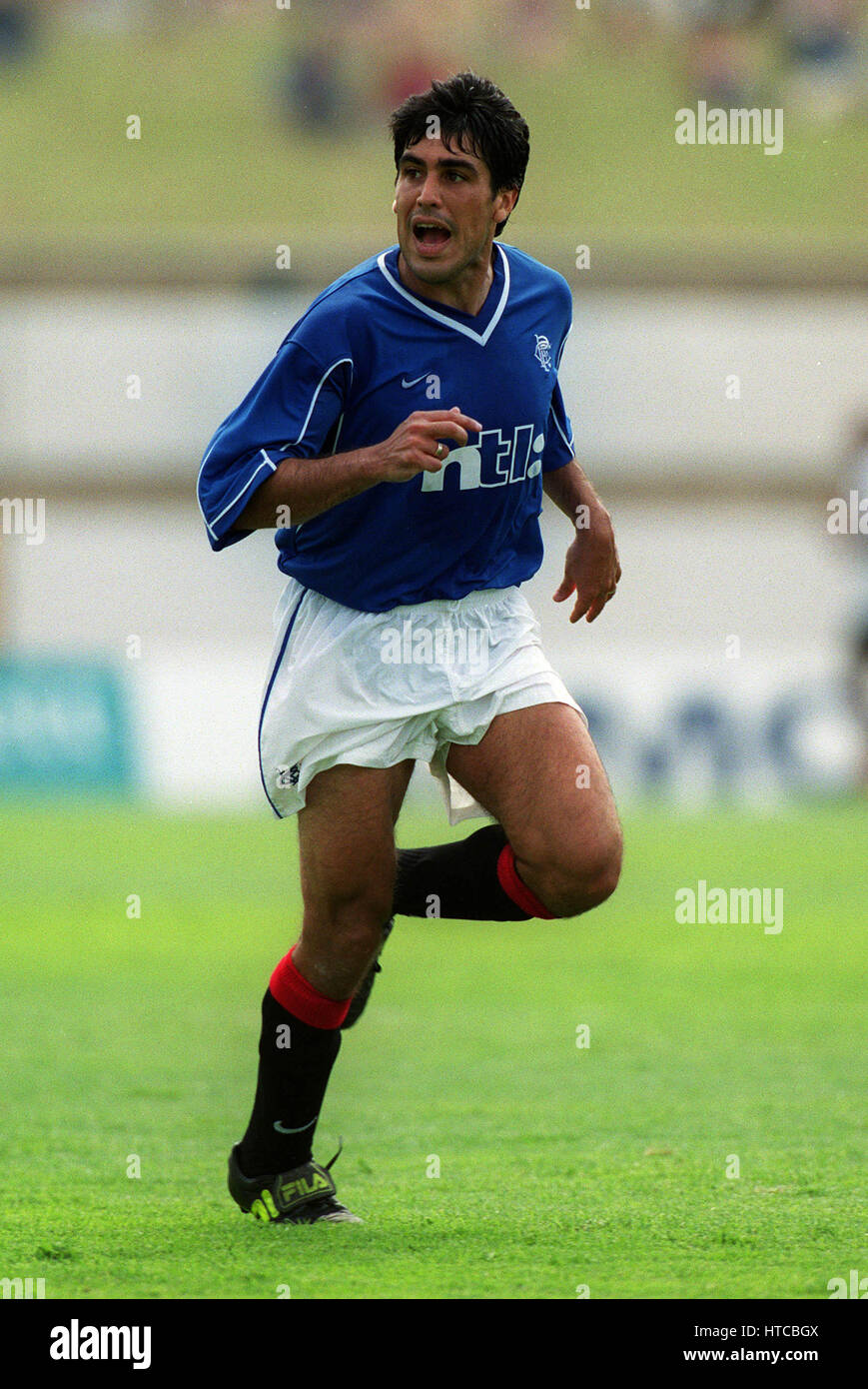 CLAUDIO REYNA GLASGOW RANGERS FC 12 July 1999 Stock Photo - Alamy