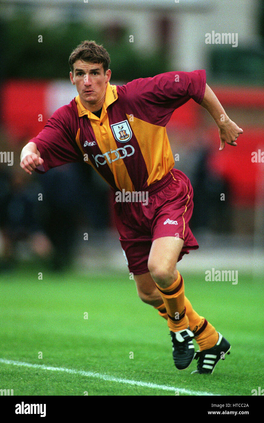 ANDREW PATTERSON BRADFORD CITY FC 21 July 1999 Stock Photo - Alamy