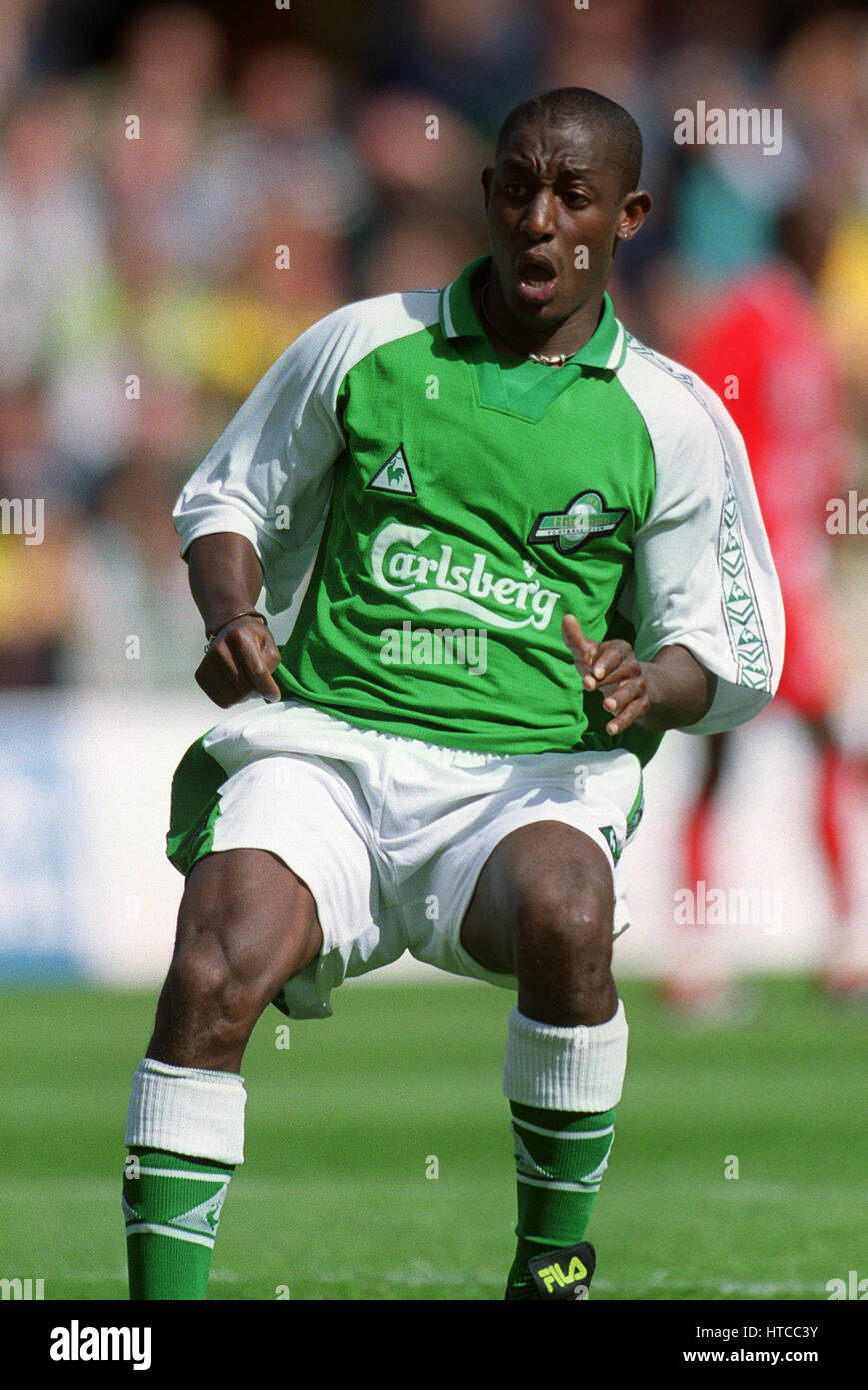 RUSSELL LATAPY HIBERNIAN FC 18 July 1999 Stock Photo - Alamy