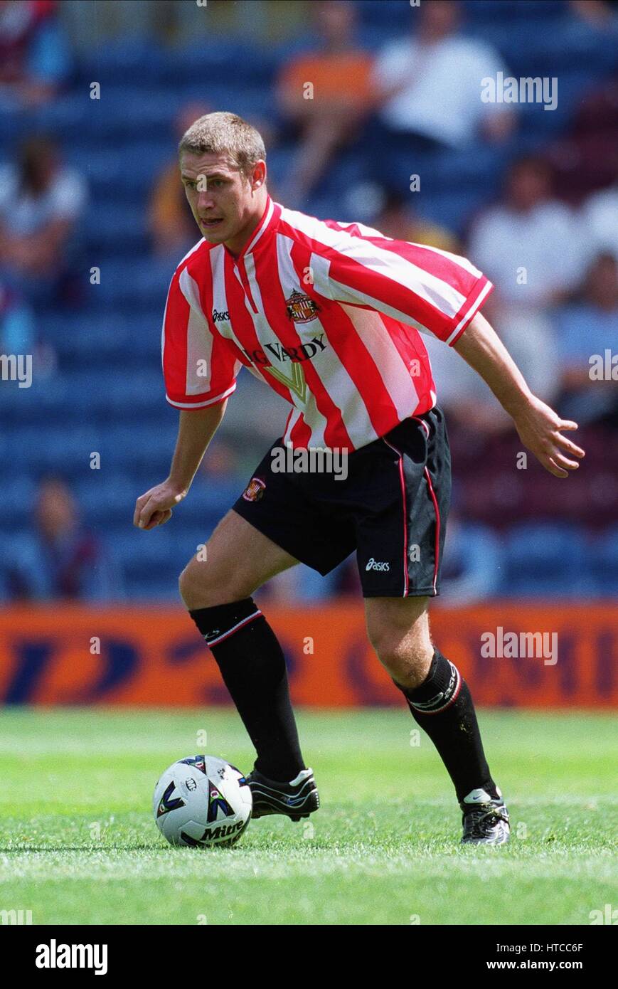 DARREN HOLLOWAY SUNDERLAND FC 25 July 1999 Stock Photo - Alamy
