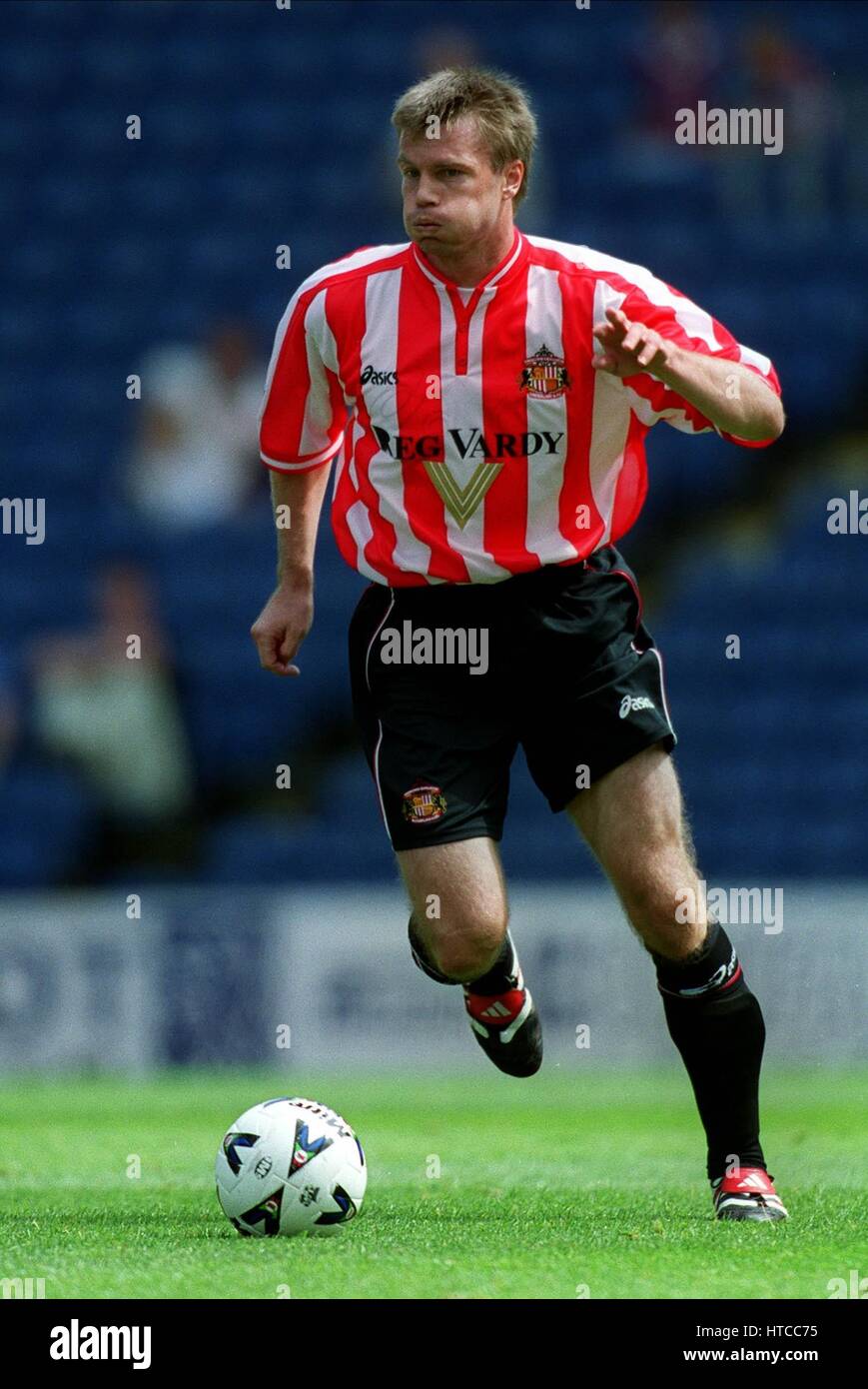 THOMAS HELMER SUNDERLAND FC 25 July 1999 Stock Photo - Alamy