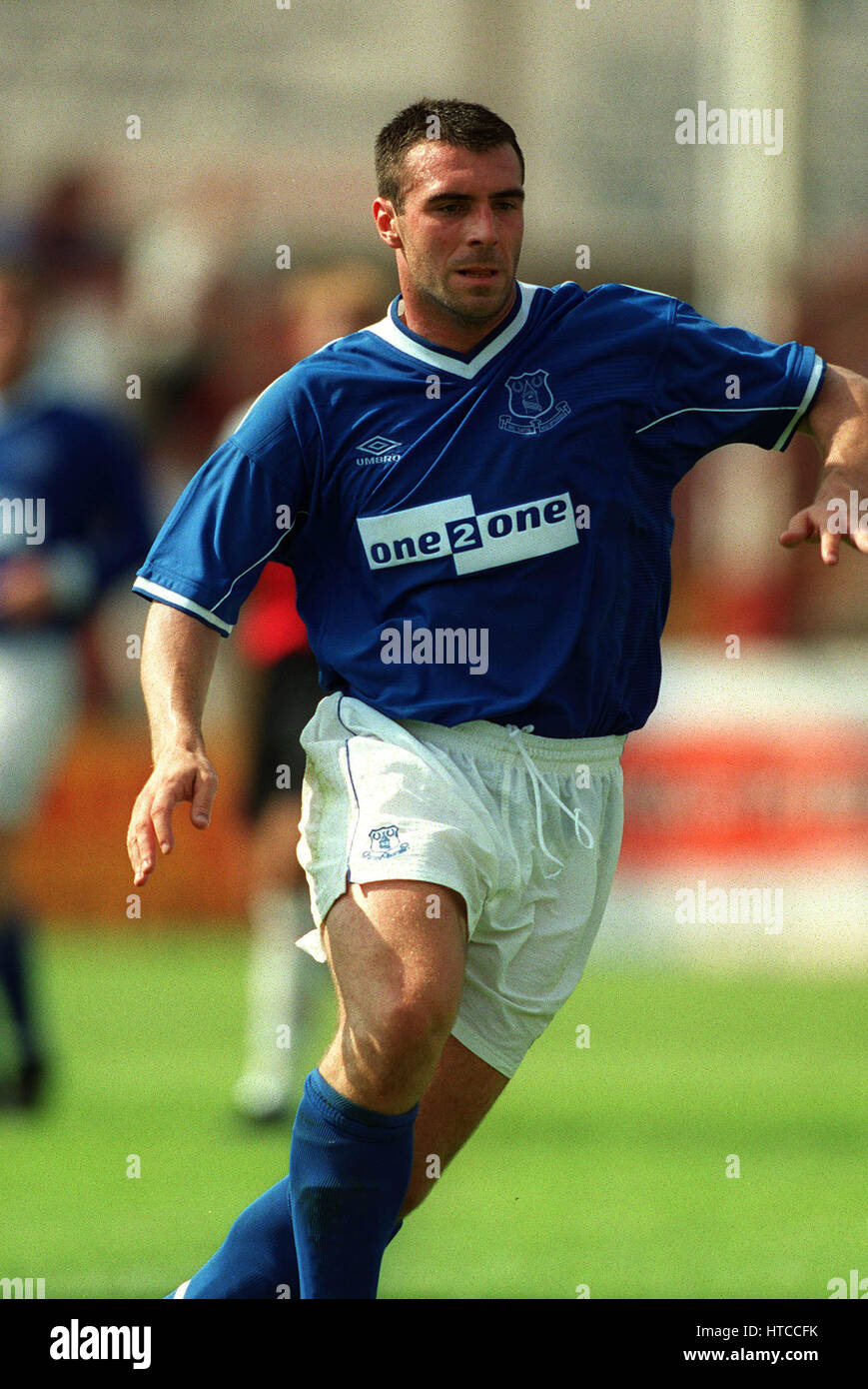 DAVID UNSWORTH EVERTON FC 24 July 1999 Stock Photo - Alamy