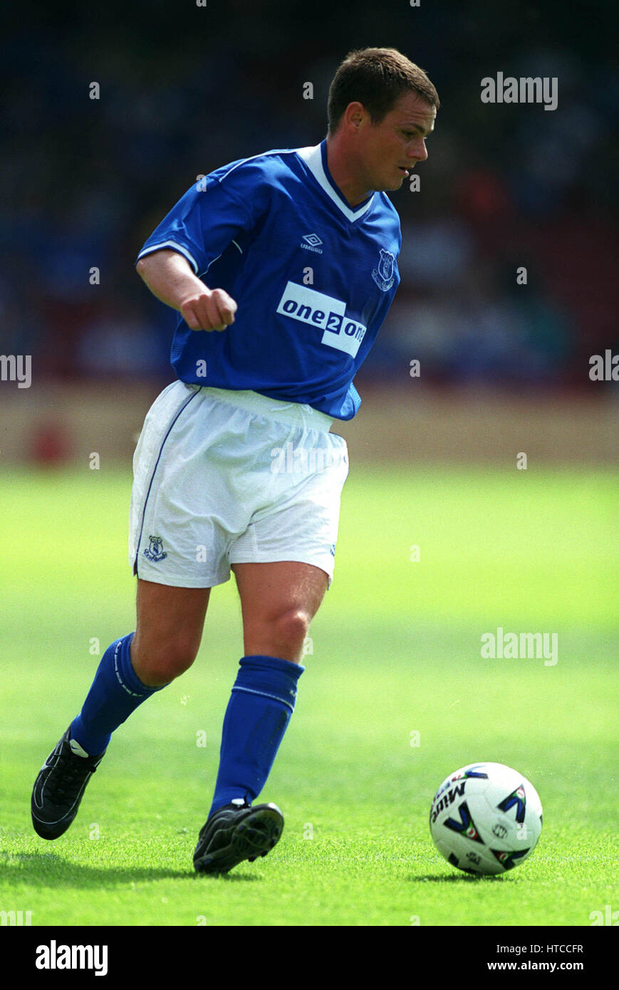 MITCH WARD EVERTON FC 24 July 1999 Stock Photo - Alamy