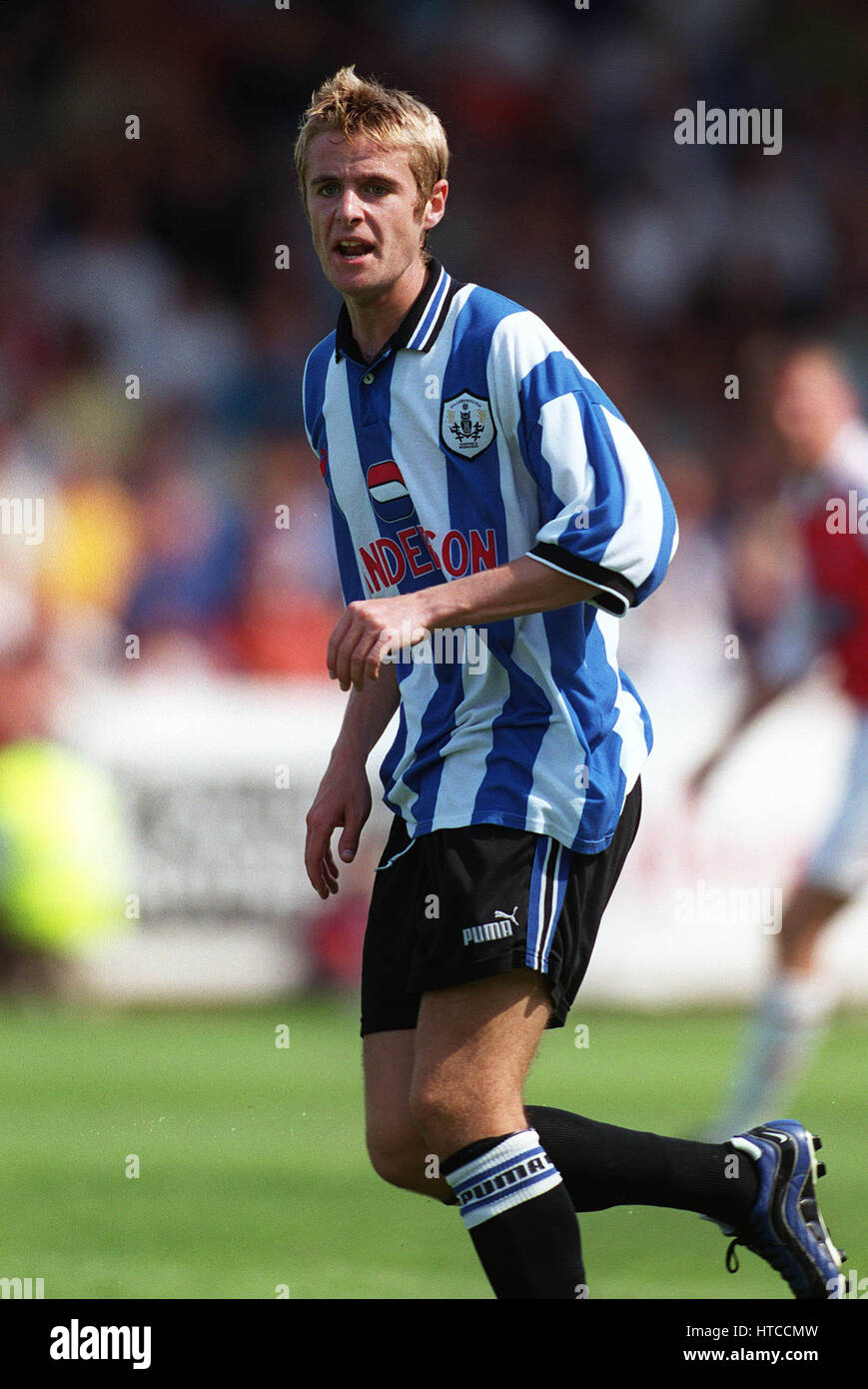 PETER HOLMES SHEFFIELD WEDNESDAY FC 31 July 1999 Stock Photo - Alamy