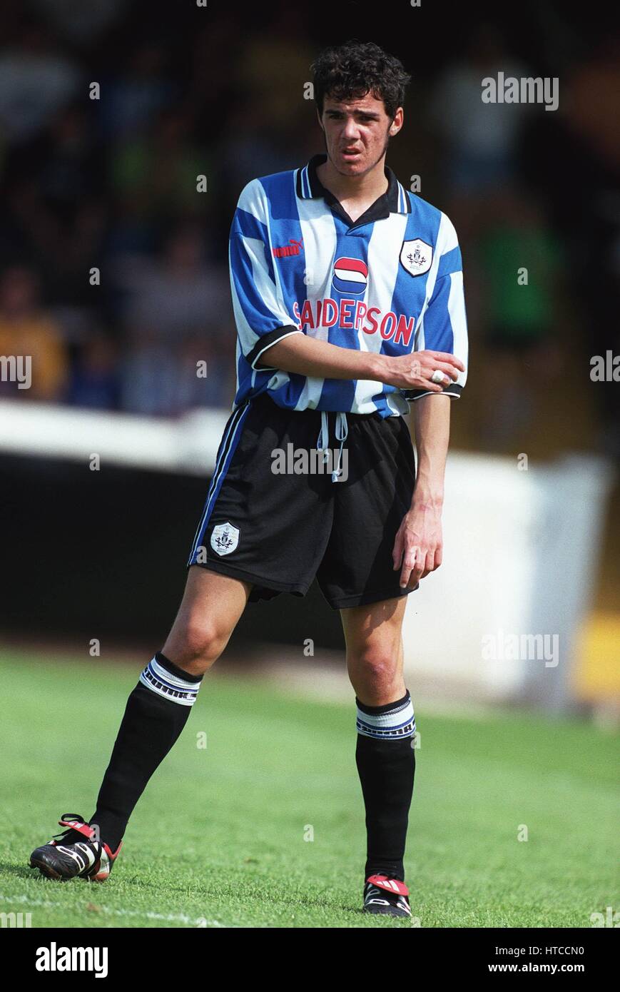 DEAN BRENNAN SHEFFIELD WEDNESDAY FC 31 July 1999 Stock Photo - Alamy