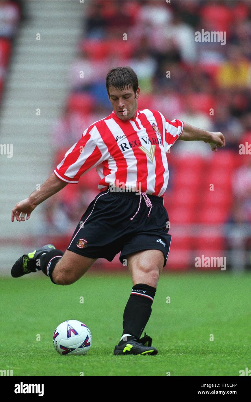 PAUL BUTLER SUNDERLAND FC 31 July 1999 Stock Photo - Alamy