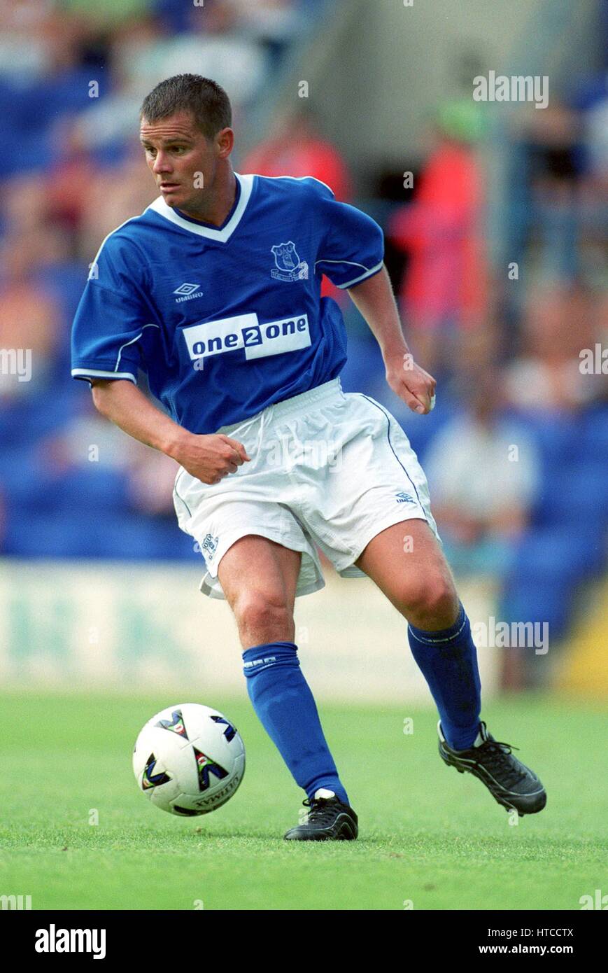 MITCH WARD EVERTON FC 31 July 1999 Stock Photo - Alamy