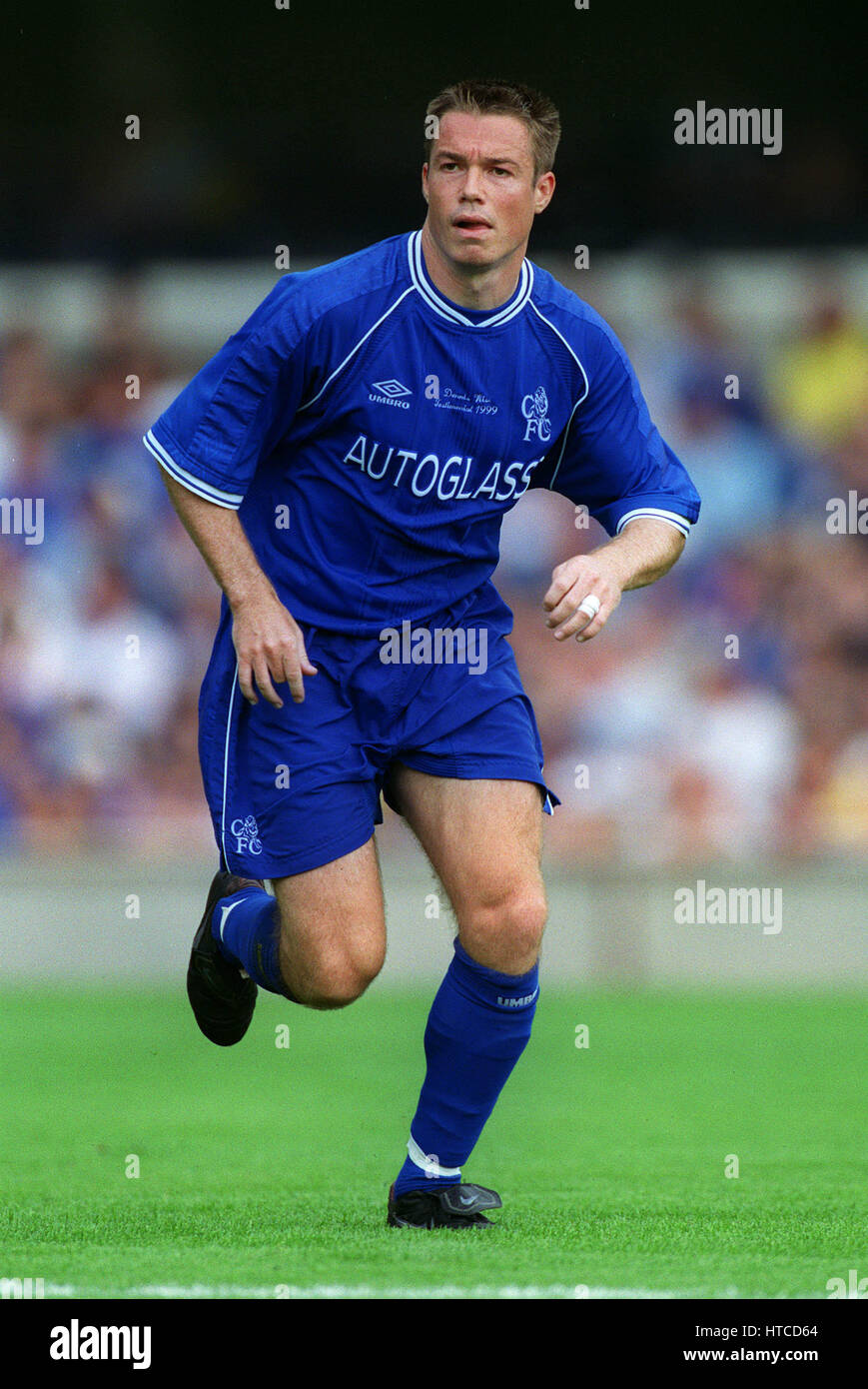 GRAEME LE SAUX CHELSEA FC 31 July 1999 Stock Photo - Alamy