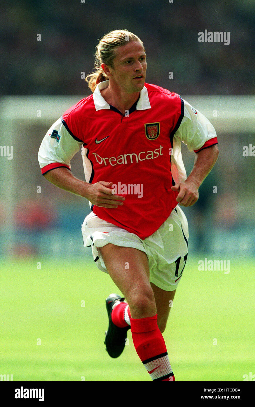 EMMANUEL PETIT ARSENAL FC 01 August 1999 Stock Photo - Alamy