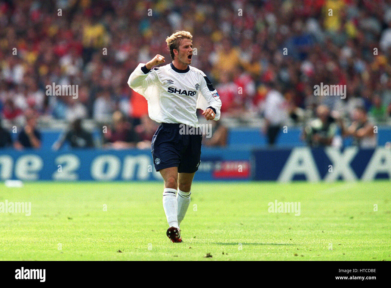 David beckham 1999 hi-res stock photography and images - Alamy