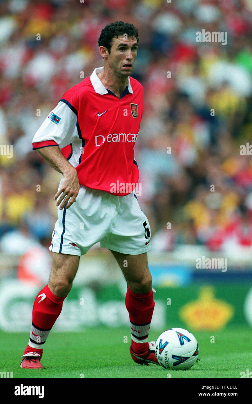 MARTIN KEOWN ARSENAL FC 01 August 1999 Stock Photo - Alamy
