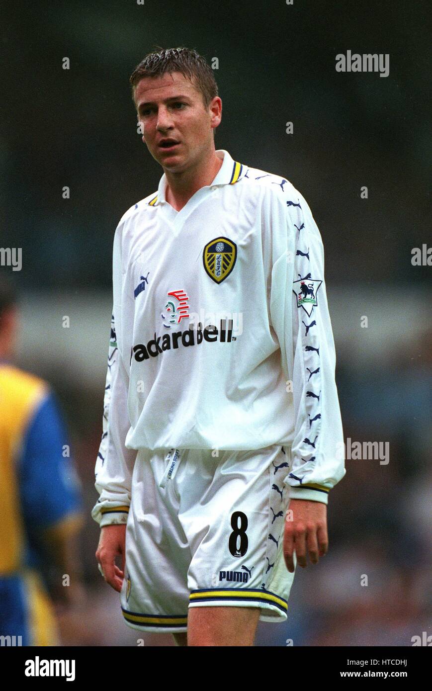 MICHAEL BRIDGES LEEDS UNITED FC 07 August 1999 Stock Photo - Alamy