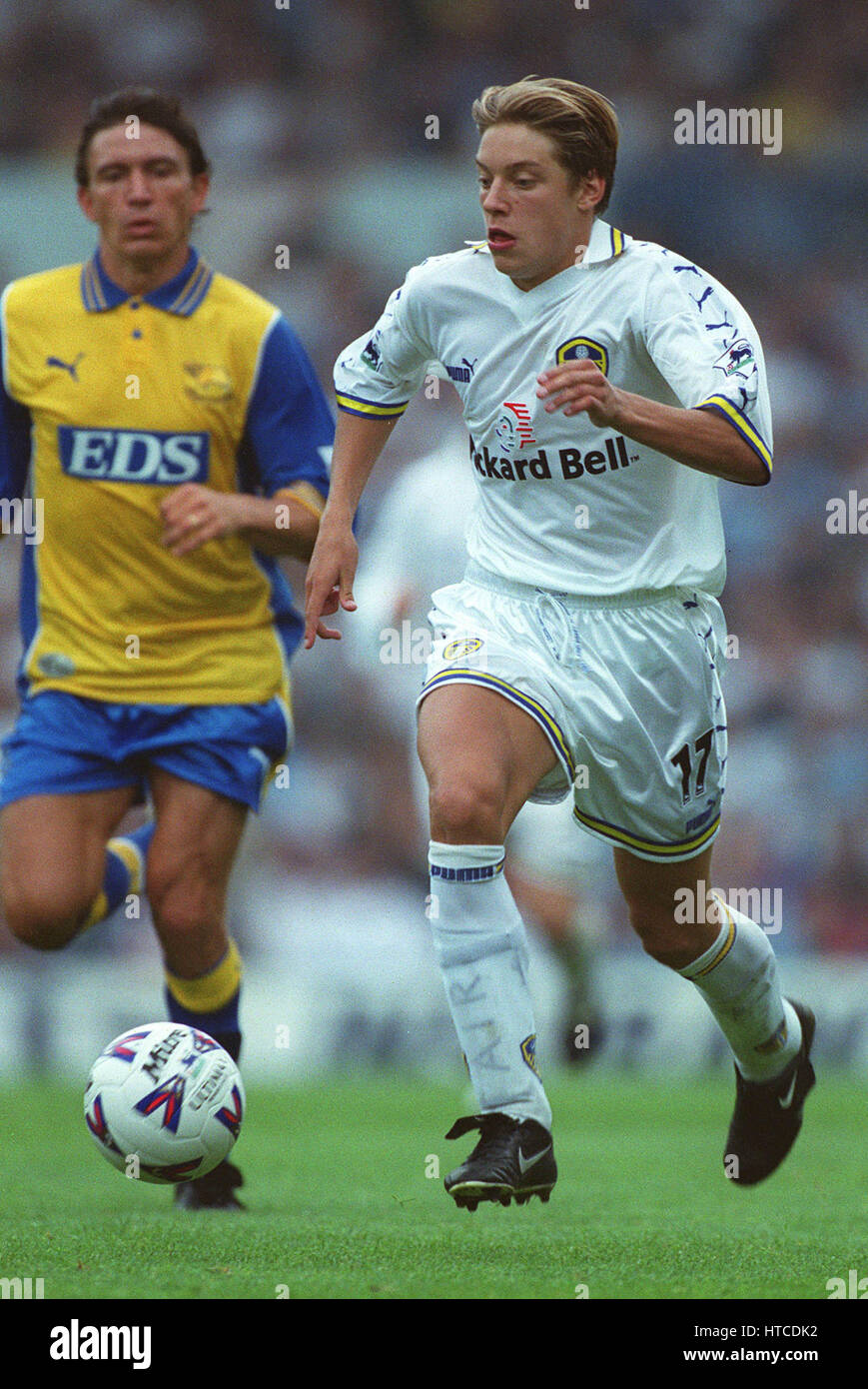 ALAN SMITH LEEDS UNITED FC 07 August 1999 Stock Photo - Alamy
