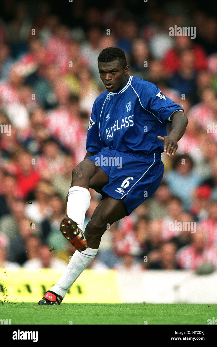 MARCEL DESAILLY CHELSEA FC 07 August 1999 Stock Photo - Alamy