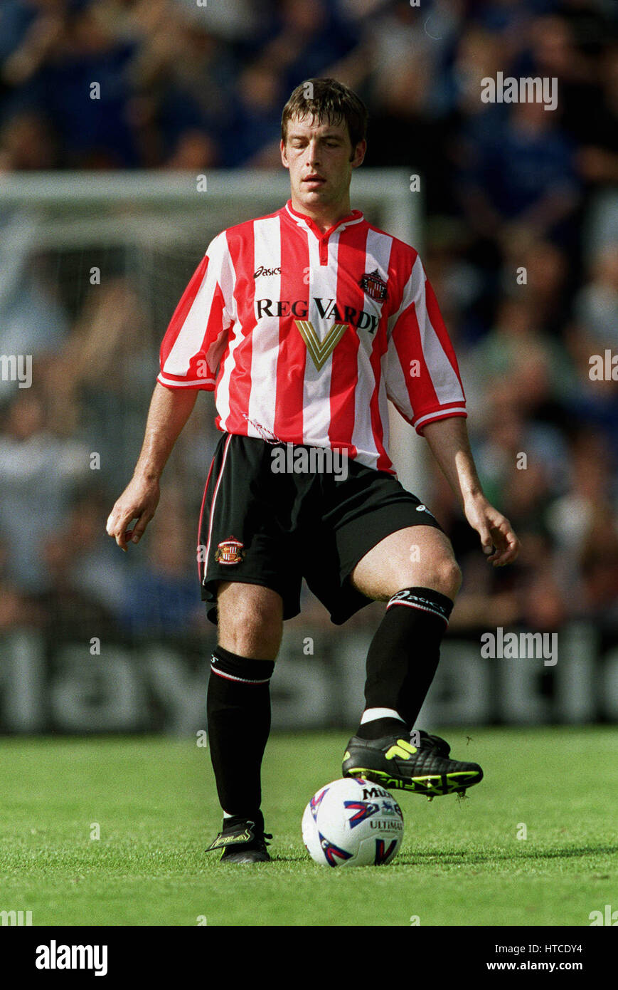 PAUL BUTLER SUNDERLAND FC 07 August 1999 Stock Photo - Alamy