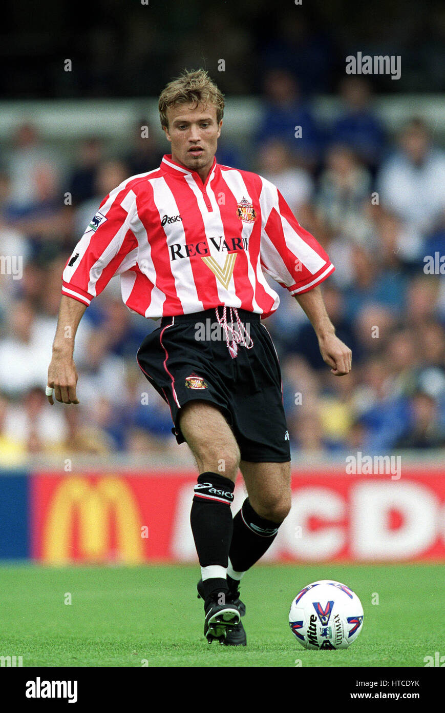 MICHAEL GRAY SUNDERLAND FC 07 August 1999 Stock Photo - Alamy