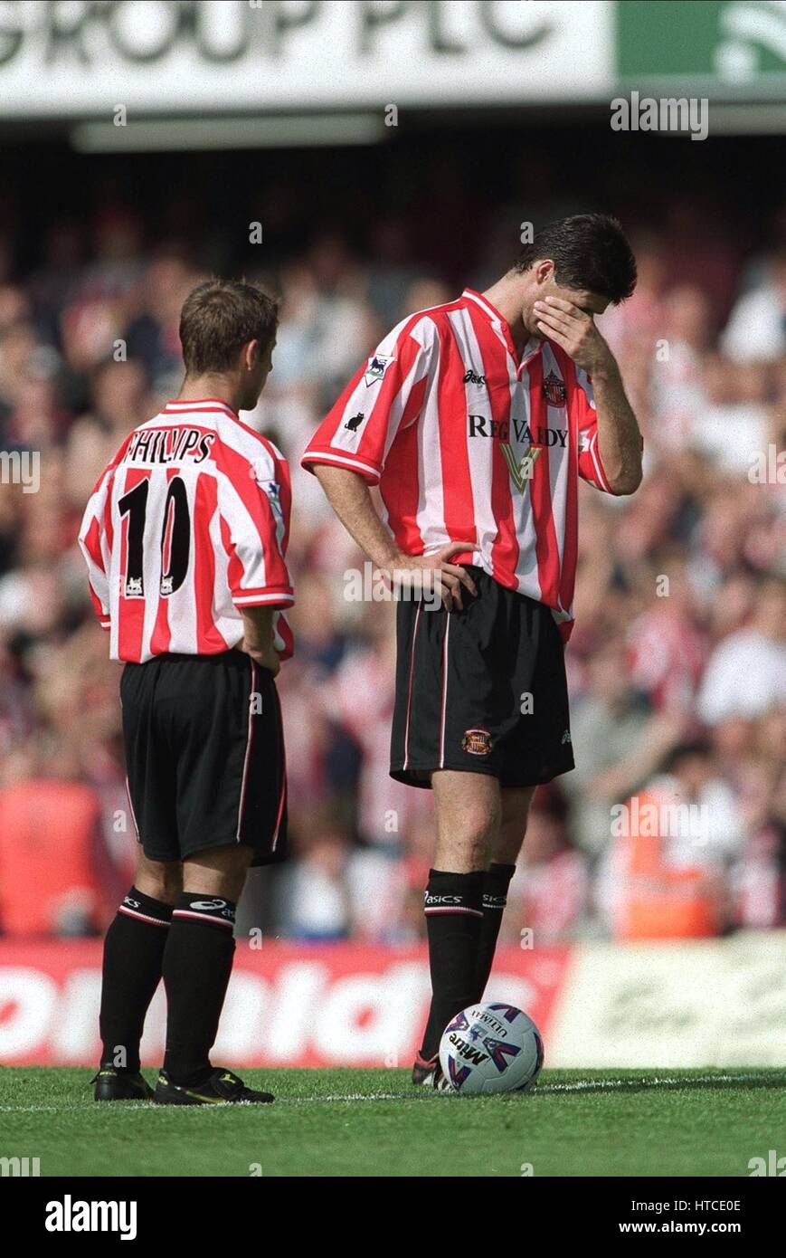 Football niall quinn kevin phillips hi-res stock photography and images ...