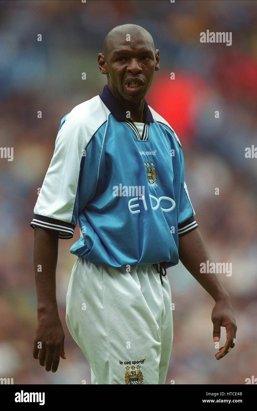 SHAUN GOATER MANCHESTER CITY FC 08 August 1999 Stock Photo - Alamy