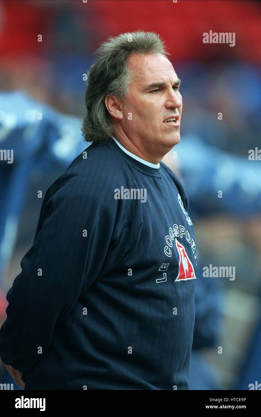 GERRY FRANCIS QUEENS PARK RANGERS MANAGER 14 August 1999 Stock Photo ...