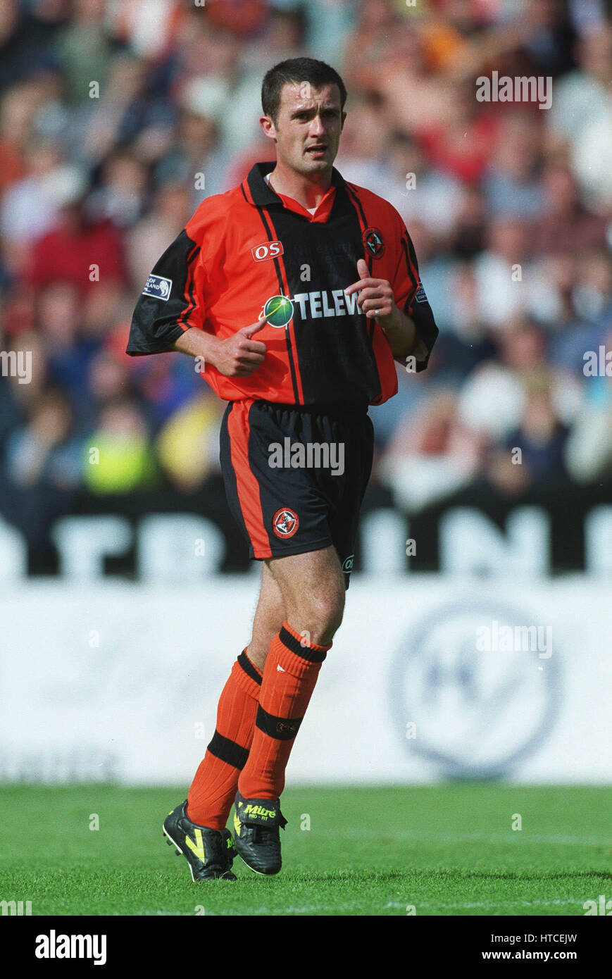 DAVID HANNAH DUNDEE UNITED FC 15 August 1999 Stock Photo - Alamy