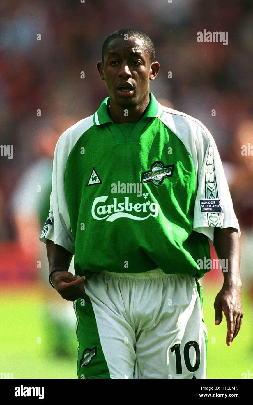 RUSSELL LATAPY HIBERNIAN FC 14 August 1999 Stock Photo - Alamy