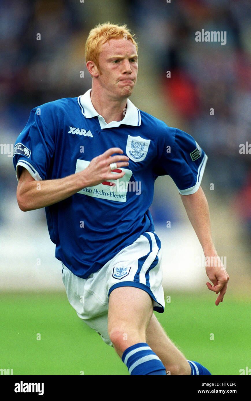 NATHAN LOWNDES ST JOHNSTONE FC 14 August 1999 Stock Photo - Alamy