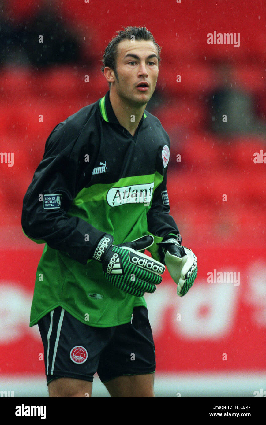 DAVID PREECE ABERDEEN FC 14 August 1999 Stock Photo - Alamy