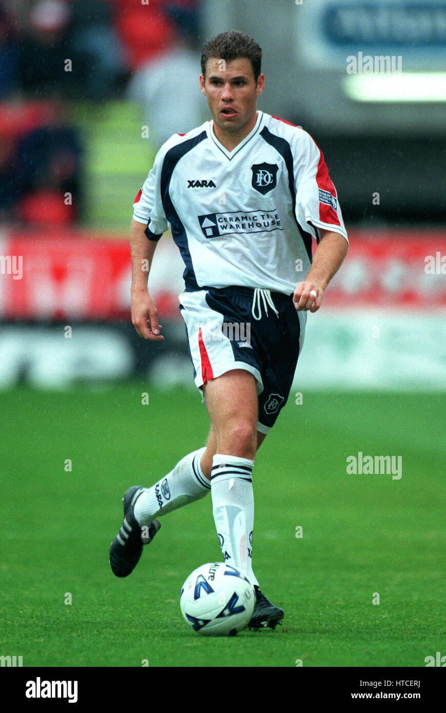 LEE MADDISON DUNDEE FC 14 August 1999 Stock Photo - Alamy