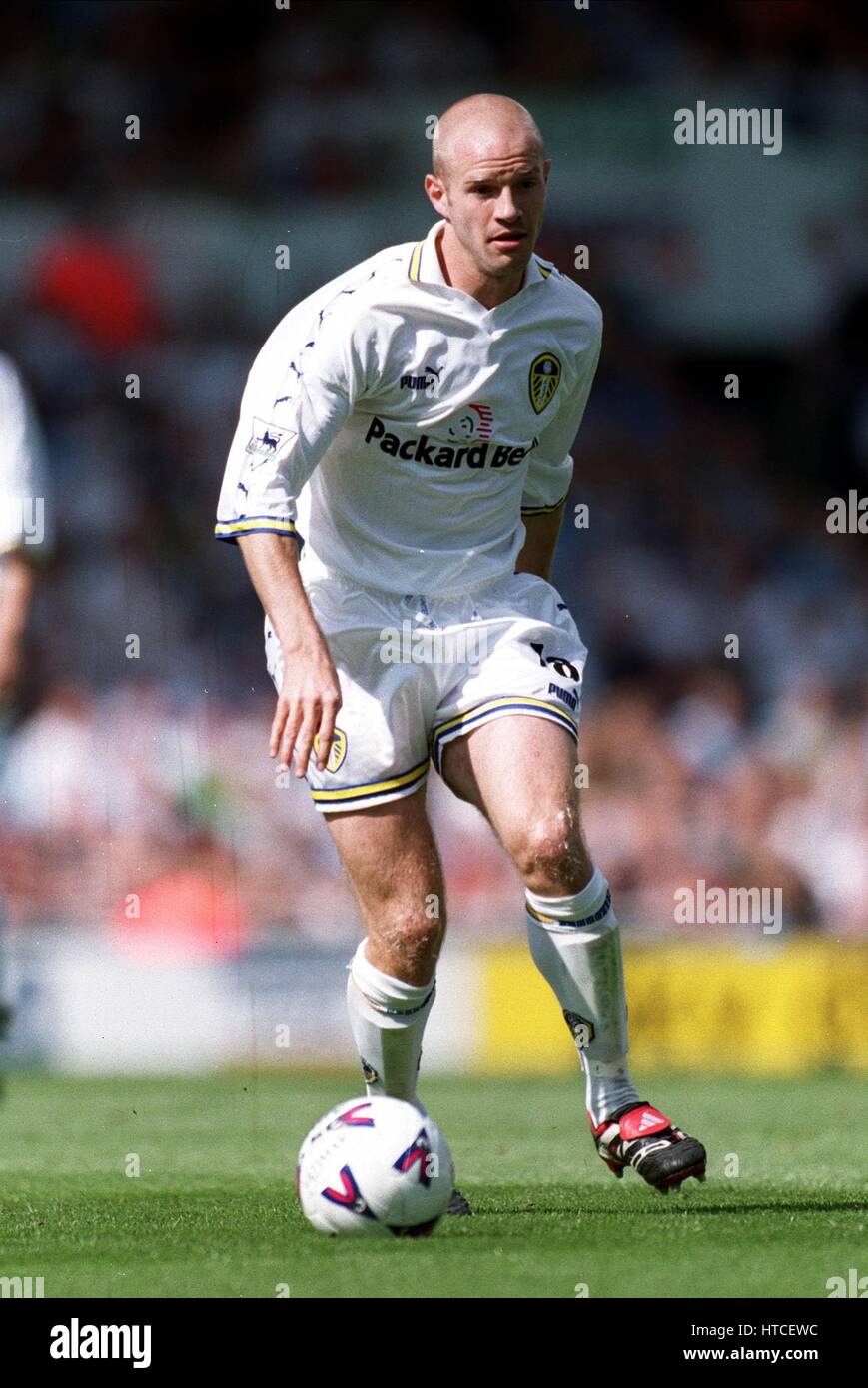 DANNY MILLS LEEDS UNITED FC 19 August 1999 Stock Photo - Alamy