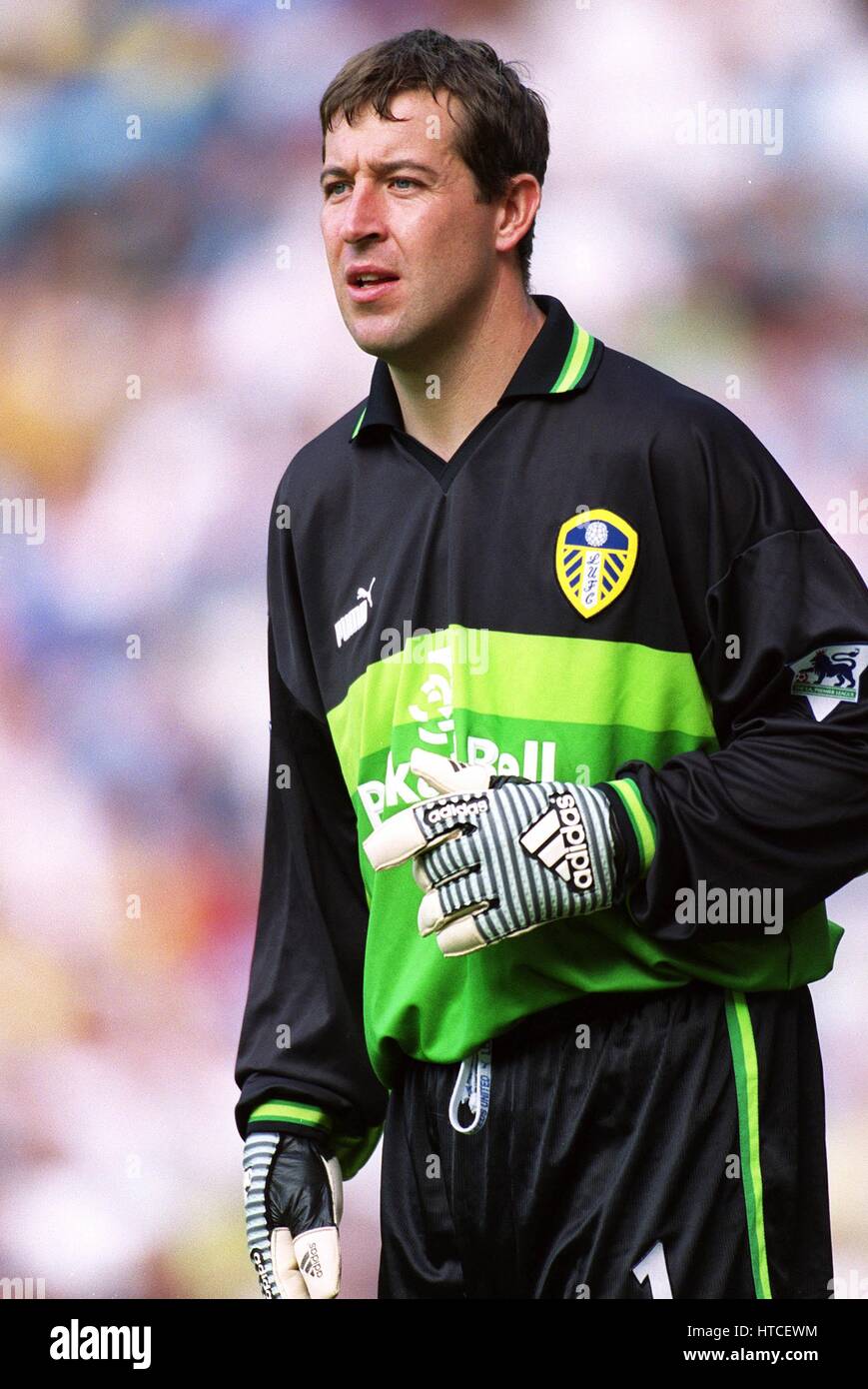 NIGEL MARTYN LEEDS UNITED FC 19 August 1999 Stock Photo - Alamy