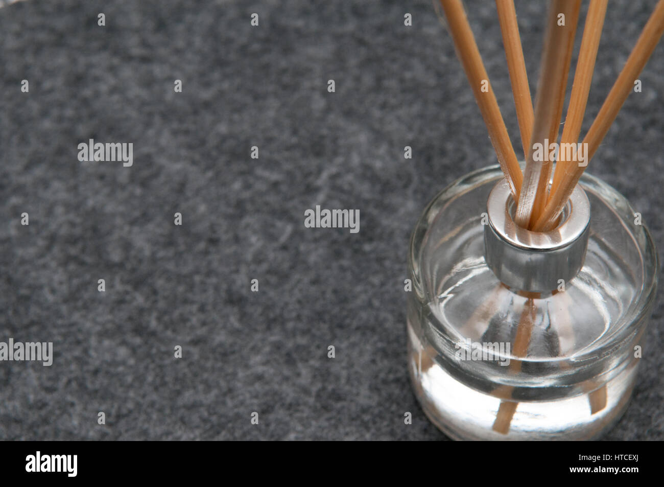 Reed diffuser hi-res stock photography and images - Alamy