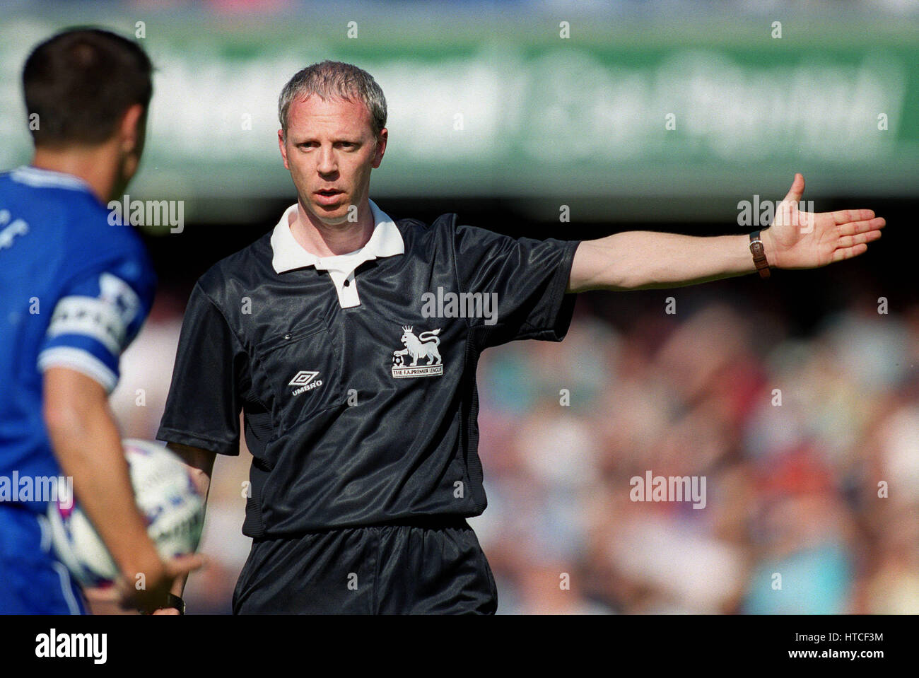 Referee Neale Barry High Resolution Stock Photography and Images - Alamy