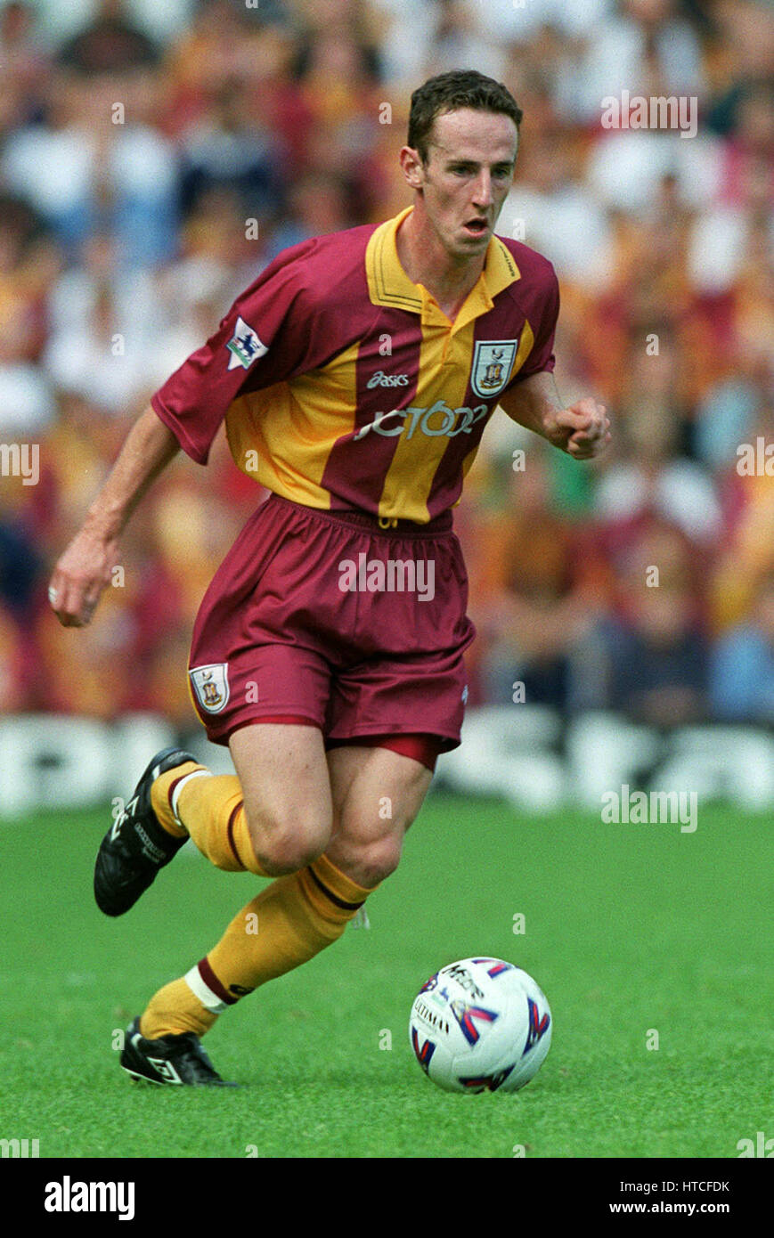 ANDREW O'BRIEN BRADFORD CITY FC 27 August 1999 Stock Photo - Alamy